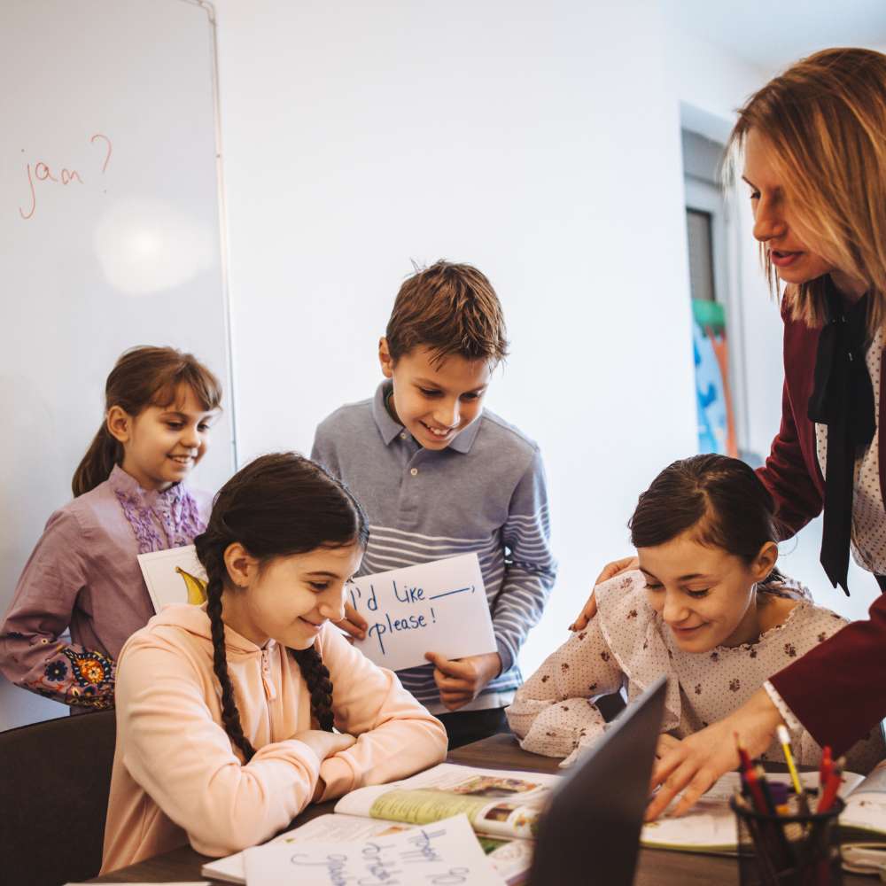 Level 3 Teaching Support Award | i-to-i | Qualify Now